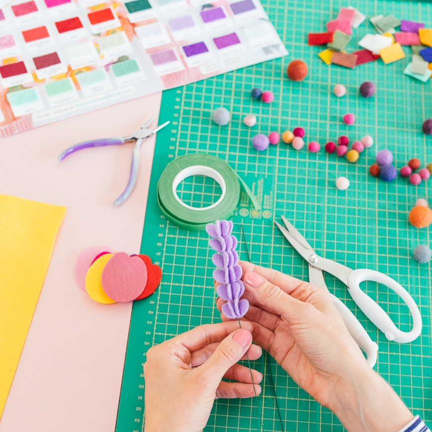 The Handmade Florist - learn how to make felt flowers