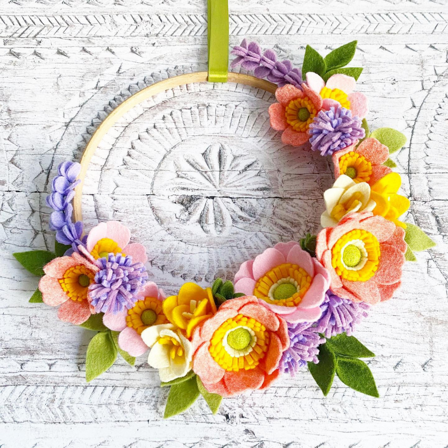 Blushing Anemone Wreath craft kit – The Handmade Florist